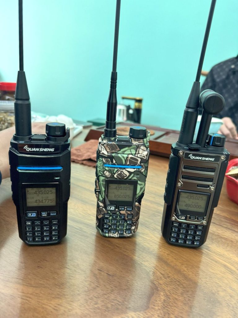 Multi-Bands TK11(5) In Stock Quansheng TK11(8) AM SSB FM NOAA 10W Walkie Talkie Dual Receiving ...